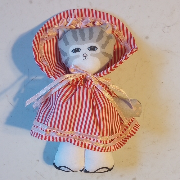 Applause | Toys | Vintage Applause Dolly Cat Gray White Feline Red ...